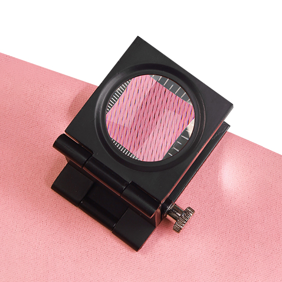 Folding Magnifying Glass for Fabric/Leather | sisco.com
